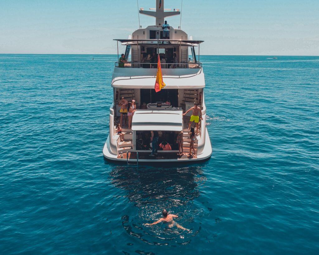 Organiza un evento privado en Barcos, Yates y Catamaranes